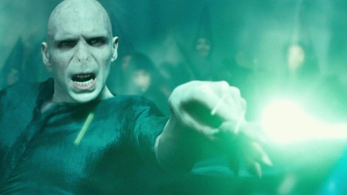 Harry Potter: Aparência original de Voldemort era bem mais sinistra ...